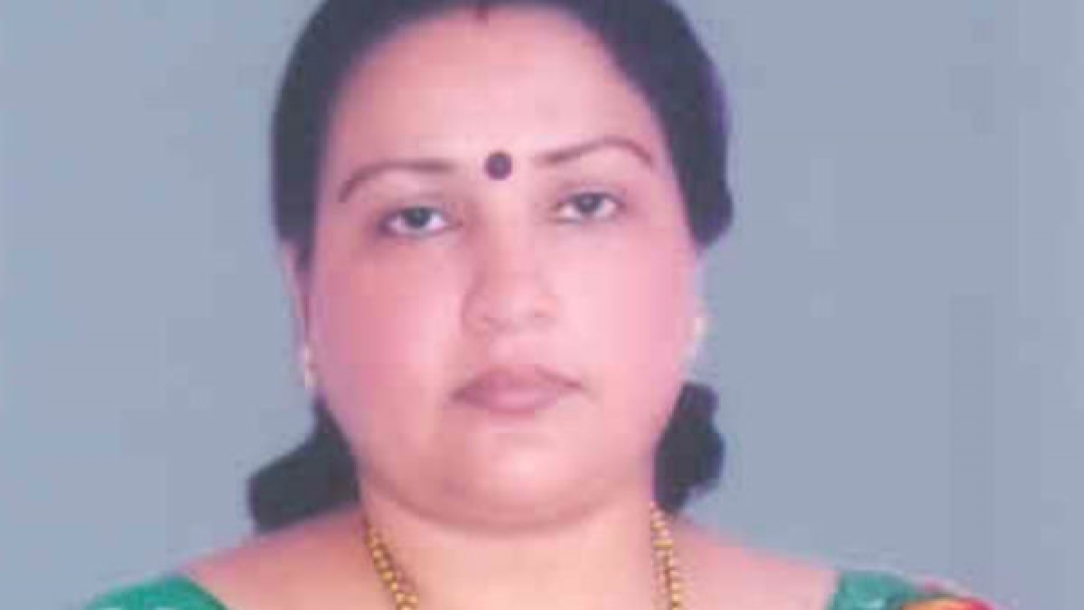 राजनाथ-लालजी की सीट फाइट में कुसुम राय ने मारी एंट्री | Kusum Rai has ...