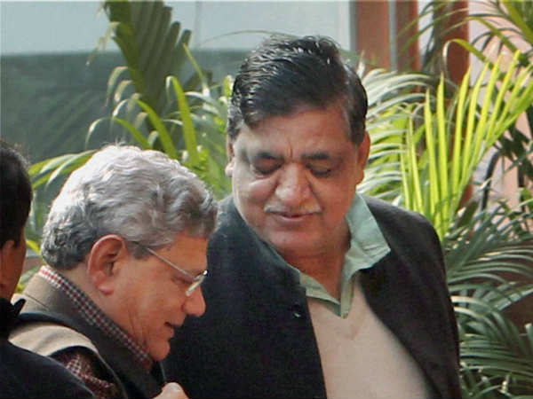 राहुल पर बोले सपा नेता, जनता जवाब देगी कौन अर्जुन है कौन द्रौपदी | SP ...