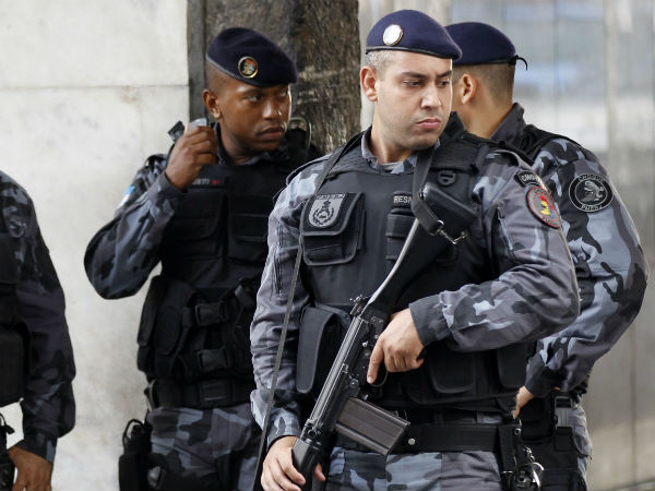 यहां की पुलिस हर रोज करती है करीब 6 लोगों की हत्या | Brazil police kill ...