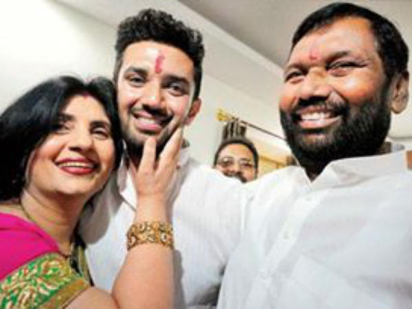 रामविलास पासवान ने की थीं दो शादियां, दूसरी पत्नी के बेटे हैं चिराग ...