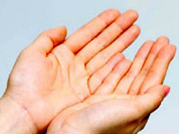 आयु का राज खोलती हैं मणिबंध रेखाएं जानिए कैसे? | How to read Manibandh ...