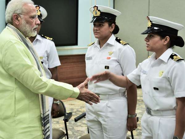 मिलिए हिमाचल की जांबाज बेटी प्रतिभा से, कर रही सागर परिक्रमा | Navy ...