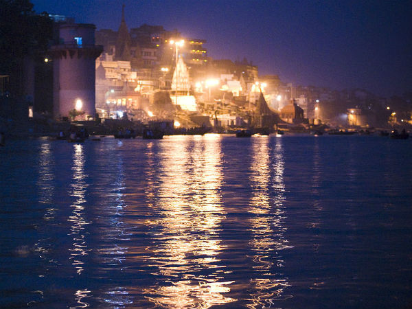 Deepdaan Importance: दीपदान का महत्व एवं विधि | Read Deepdaan ...