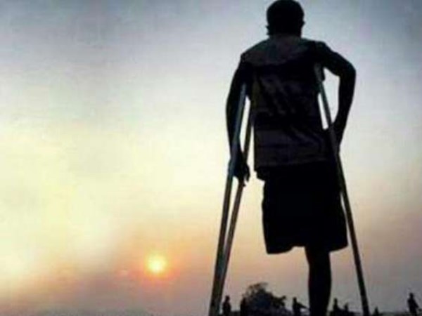योगी सरकार का बड़ा ऐलान यूपी में अब दिव्यांगों को मिलेगा नौकरी में 4