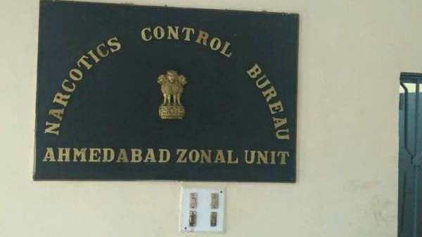 ओडिशा से कार में गुजरात लाया गया 100 किलो से ज्यादा गांजा, NCB ने 3 धरे ...