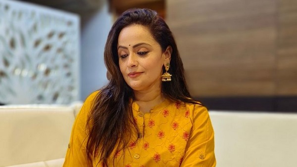 अवॉर्ड शो में 'शक्तिमान' की गीता की हुई बेइज्जती, बीच में शो को छोड़कर ...