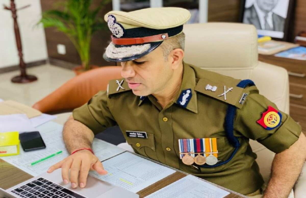 Top Ten IPS : ये हैं भारत के 10 दबंग आईपीएस अधिकारी, अपराधी और नक्सली ...