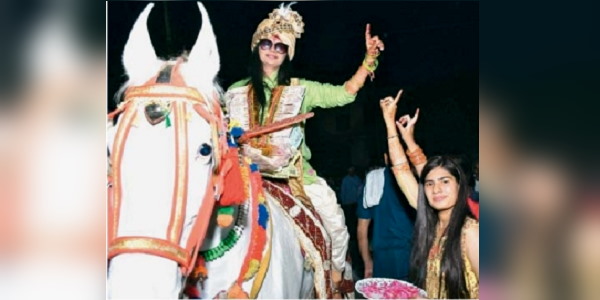 'दूल्हे की घुड़चढ़ी हो सकती है तो दुल्हन की क्यों नहीं', शादी में घोड़ी ...