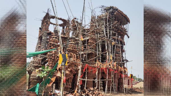 VIDEO: दंग रह जायेंगे कलश मंदिर को देखकर, छत्तीसगढ़ के धमधा में स्थित ...