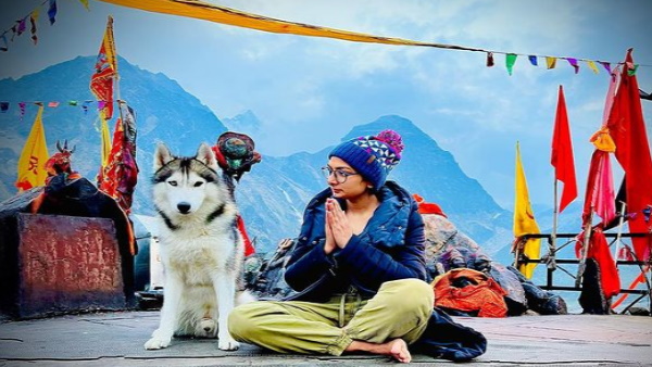 वहां तो लोग पैर छू रहे थे....कुत्‍ते नवाब को केदारनाथ धाम ले जाने पर ...
