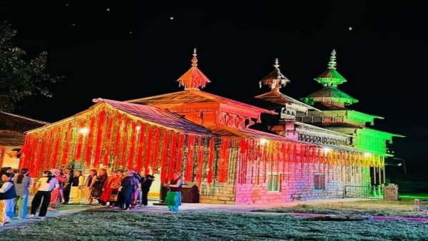 उत्तराखंड में न्याय के देवता के मंदिर में श्रद्धालुओं का जागड़ा, शाही ...