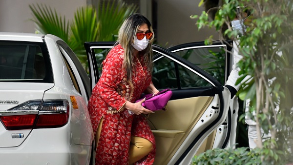 कौन है कॉनमैन सुकेश की करीबी पिंकी ईरानी, जिन्होंने जैकलीन फर्नांडीज की ...