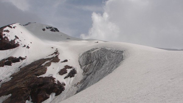 Draupadi ka Danda Avalanche: यहां से स्वर्ग गए थे पांडव, आज भी होती है ...