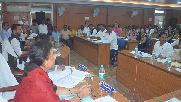 Smart City Sagar: सीवर कनेक्शन का ₹ 3000 वसूलने प्रस्ताव, जनप्रतिनिधि ...