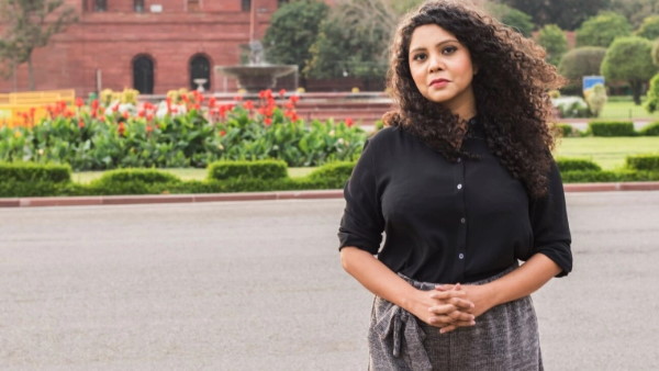 कौन हैं Rana Ayyub जिनके खिलाफ ED ने दर्ज किया केस, क्या हैं आरोप ...