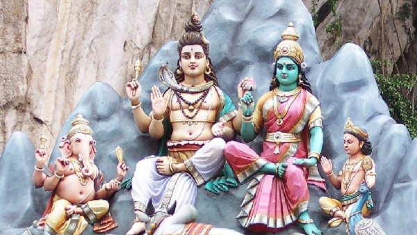 Parvati ji Ki Aarti: यहां पढे़ं मां पार्वती की आरती, जानें महत्व ...