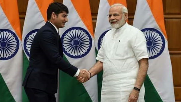 Omprakash Mitharwal : गांव में गुलेल से निशाना लगाने वाले ओमप्रकाश का ...