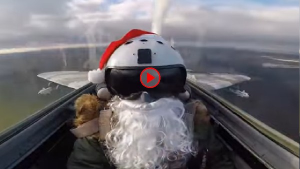 वो भी नहीं चाहते युद्ध', Santa Claus बन यूक्रेनी फाइटर ने दागीं मिसाइल ...