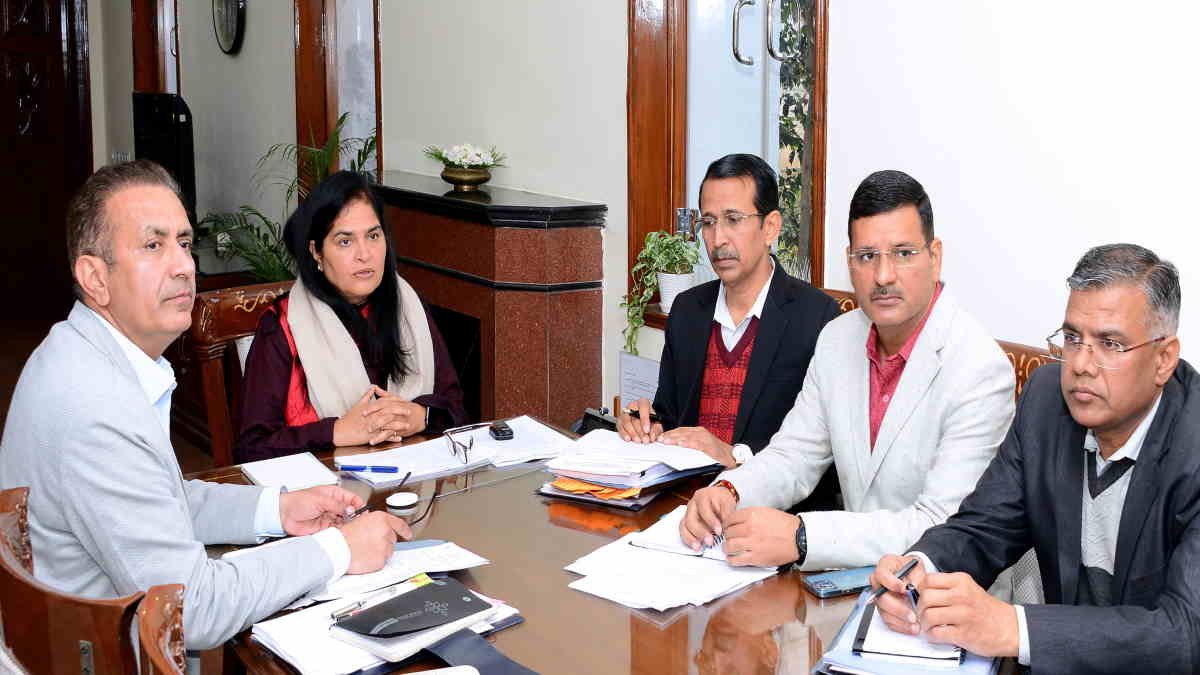 राजस्थान की मुख्य सचिव उषा शर्मा ने ली फ्लैगशिप कार्यक्रमों की समीक्षा ...