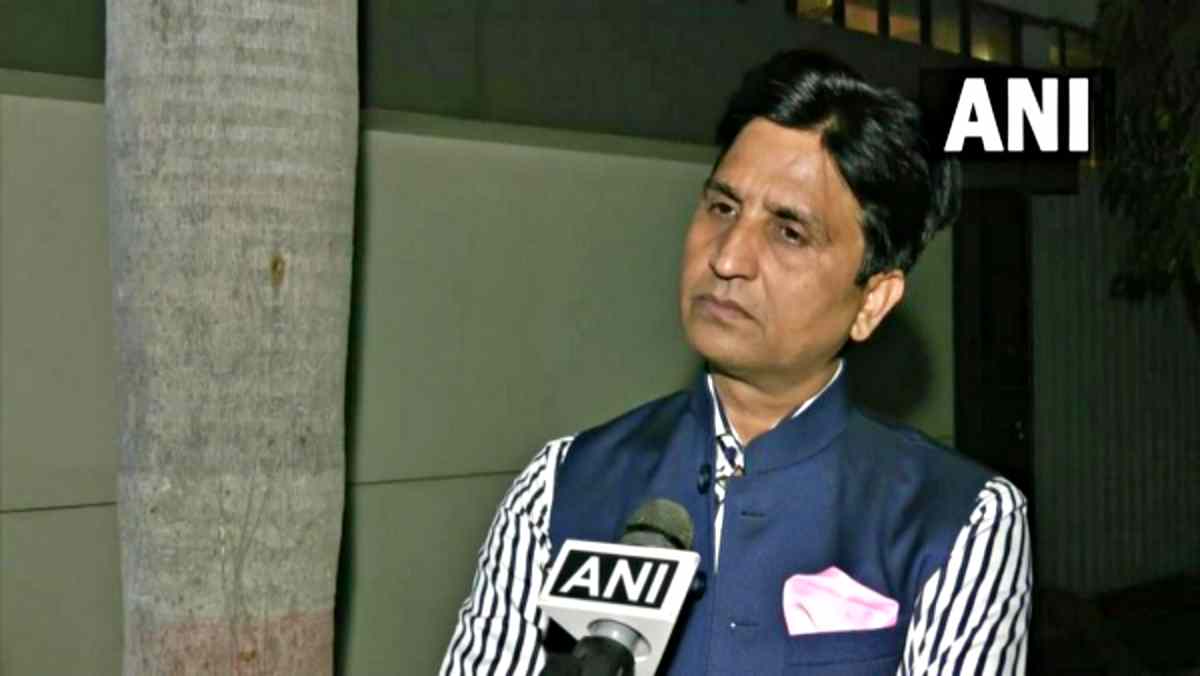 Kumar Vishwas RSS: 'वामपंथी कुपढ़ हैं, तुम अनपढ़' पर विश्वास की सफाई ...