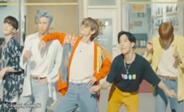 पतलिया कमरिया मोरी..भोजपुरी गाने पर झूमे BTS, 'डांस' ने जीता दिल ...