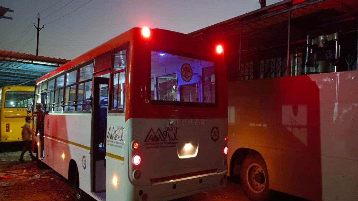 Smart City: सागर में जल्द सड़क पर दौड़ेंगी सिटी बसें, ट्रायल बेस पर ...