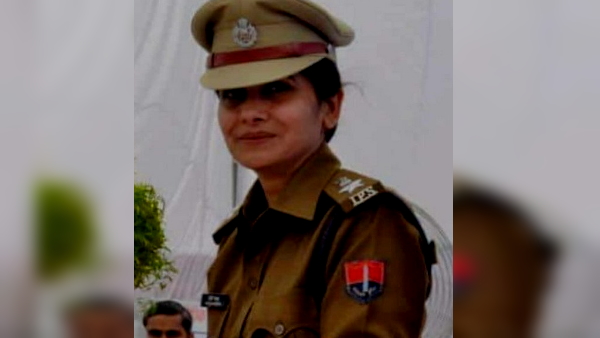 IPS Love Story: प्रीति चंद्रा व विकास पाठक LBSNAA पहुंचते ही दिल दे ...