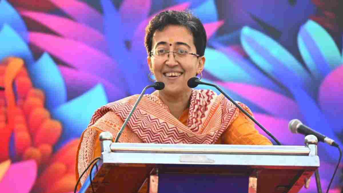 दिल्ली की नई शिक्षा मंत्री Atishi Marlena जानें कितनी पढ़ी-लिखी हैं ...