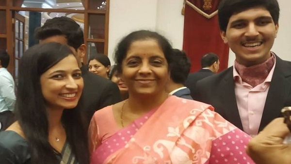 Chhavi Gupta: कैट टॉपर से लेकर यूट्यूब चैनल तक, कैसे छवि गुप्ता बना रही ...