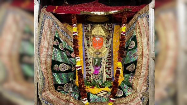 jeenmata Story: चमत्‍कारों से भरी जीण माता की कहानी, औरंगजेब सेना पर ...