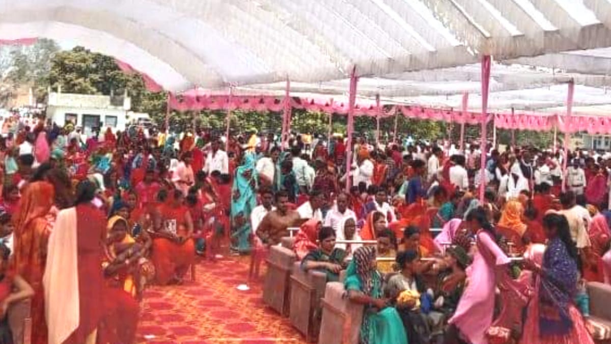 Rewa News: मुख्यमंत्री कन्या विवाह में एक दूजे के हुए 720 जोड़े, आर्थिक ...