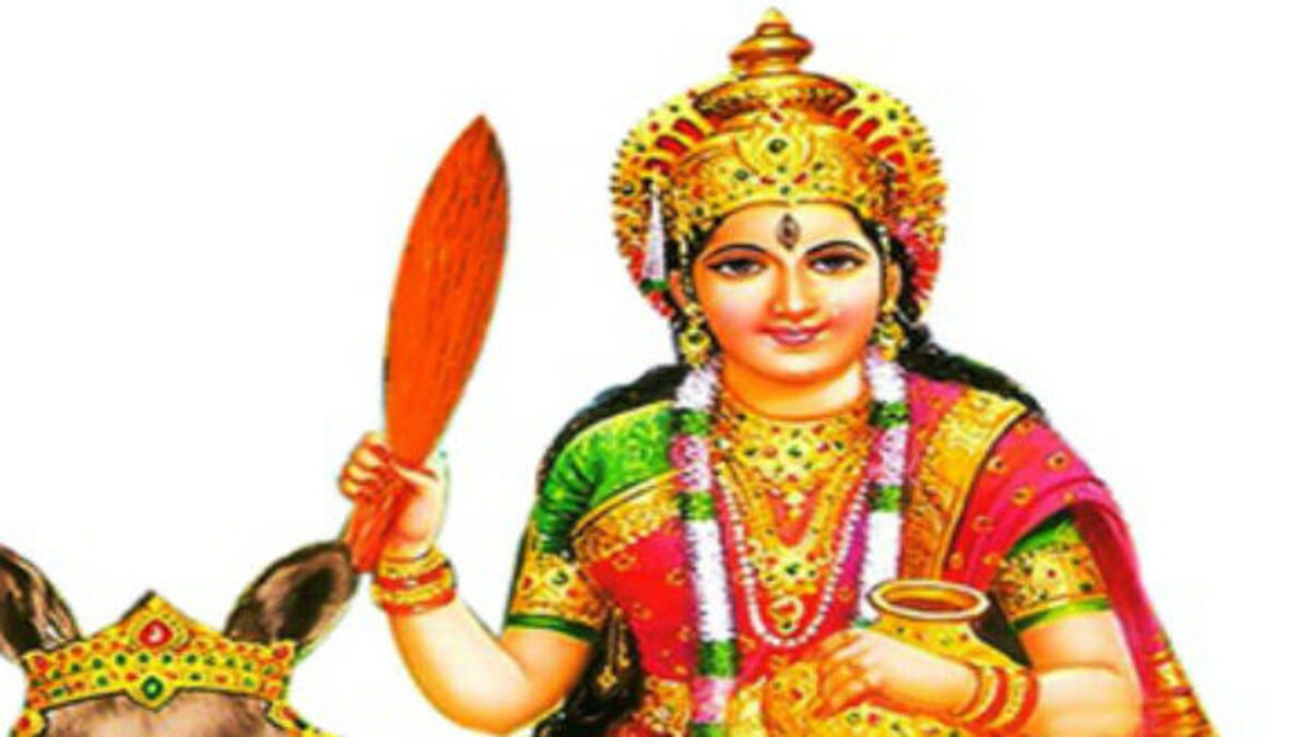 Sheetala Mata Aarti in Hindi: यहां पढे़ं शीतला माता की आरती, जानें ...