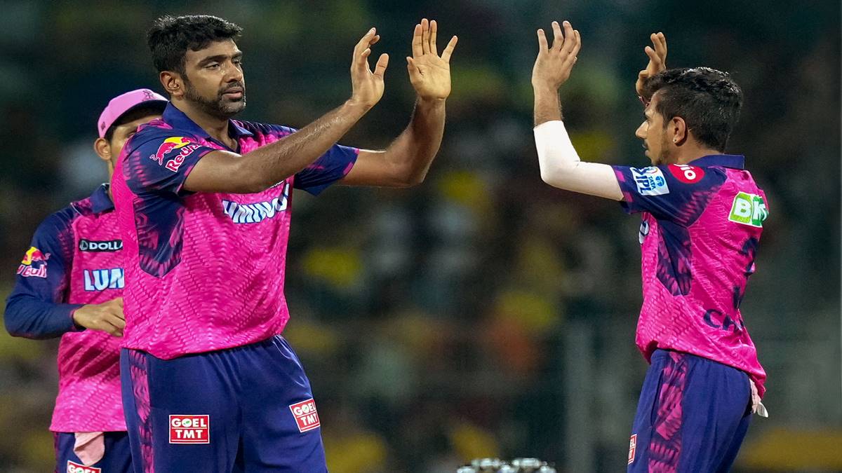 CSK vs RR: पहले रहाणे से पंगा, फिर अंपायर से विवाद, आर अश्विन पर BCCI ...