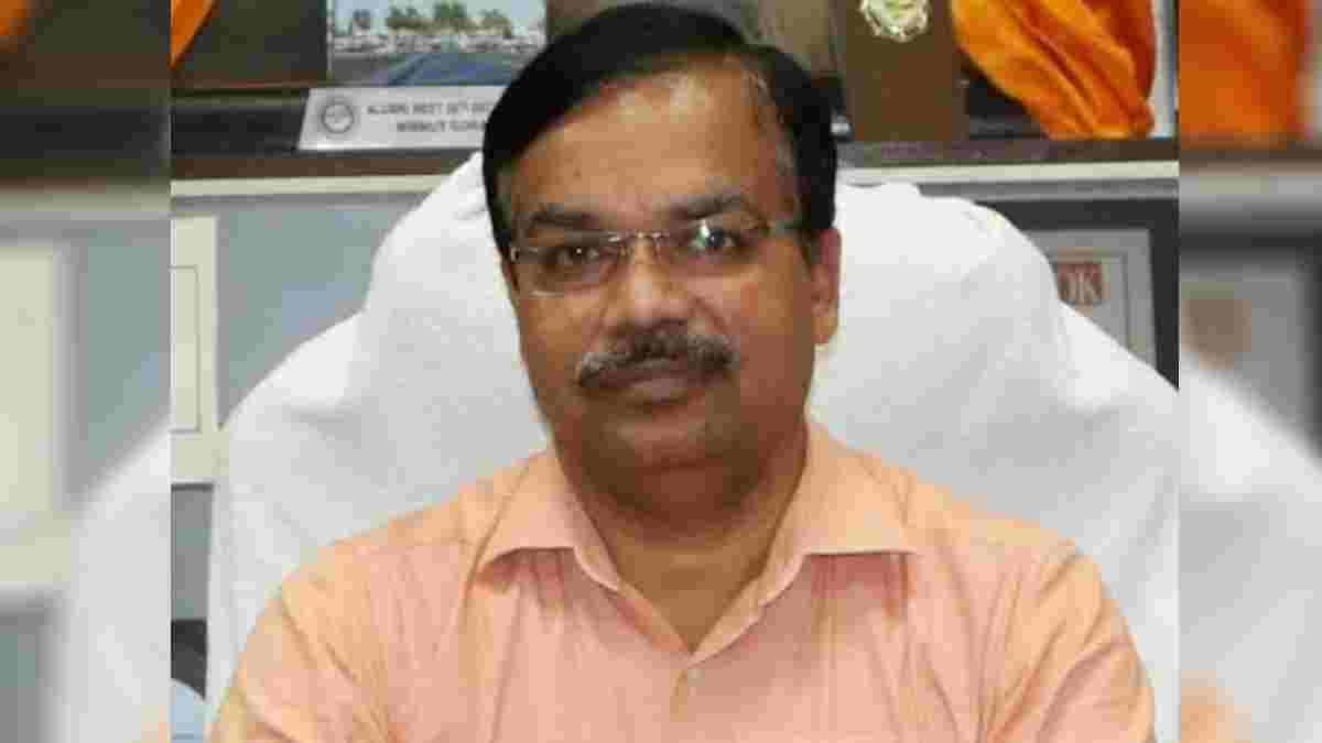 UP: जानिए कौन हैं Prof Jai Prakash Pandey जो बने AKTU के नए VC | UP ...