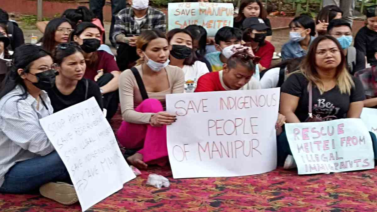 Manipur Violence: मेइति समुदाय को जनजाति दर्जा देने पर मणिपुर में हिंसा ...