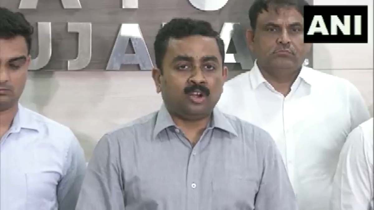 Gujarat ATS को बड़ी कामयाबी, नापाक मंसूबों पर पानी फिरा! आतंकी गतिविधि ...