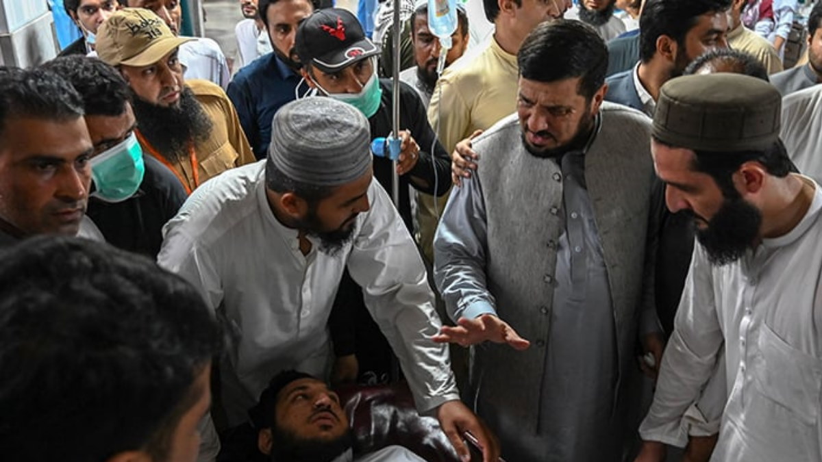Pakistan Blast: पाकिस्तान बम धमाके का वीडियो आया सामने, जानिए कितना ...
