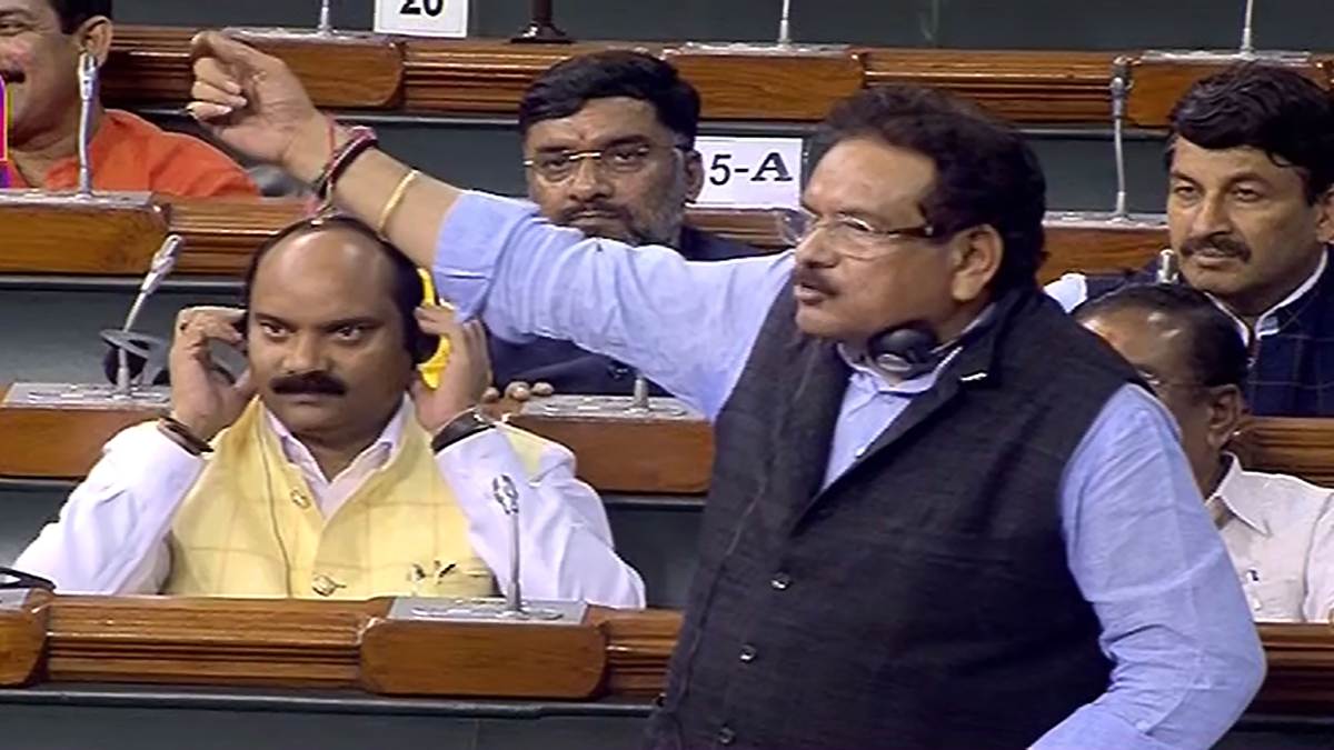 'मतलब में कैसे-कैसे अनुबंध हो गए, नेवले और सांप के संबंध हो गए', I.N.D ...