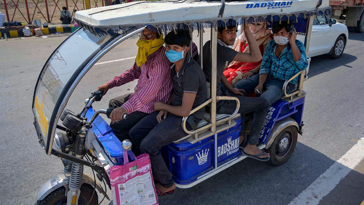 दिल्ली सरकार की नई पहल, SOJO ऐप की मदद से बुक कर सकेंगे ई-रिक्शा | New ...