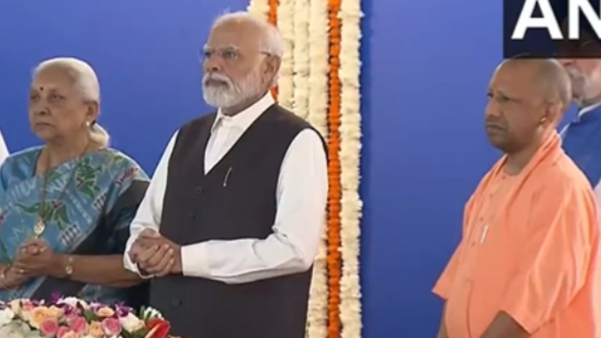 UP: PM मोदी ने किया रीजनल रैपिड रेल सिस्टम का शुभारंभ, सीएम योगी भी रहे ...