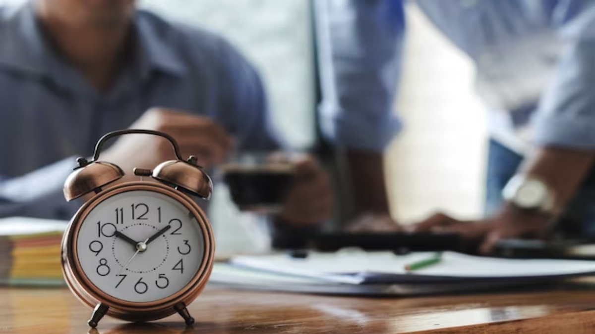 Work Hours: कितना सही है चार दिन काम, तीन दिन आराम का फार्मूला ...