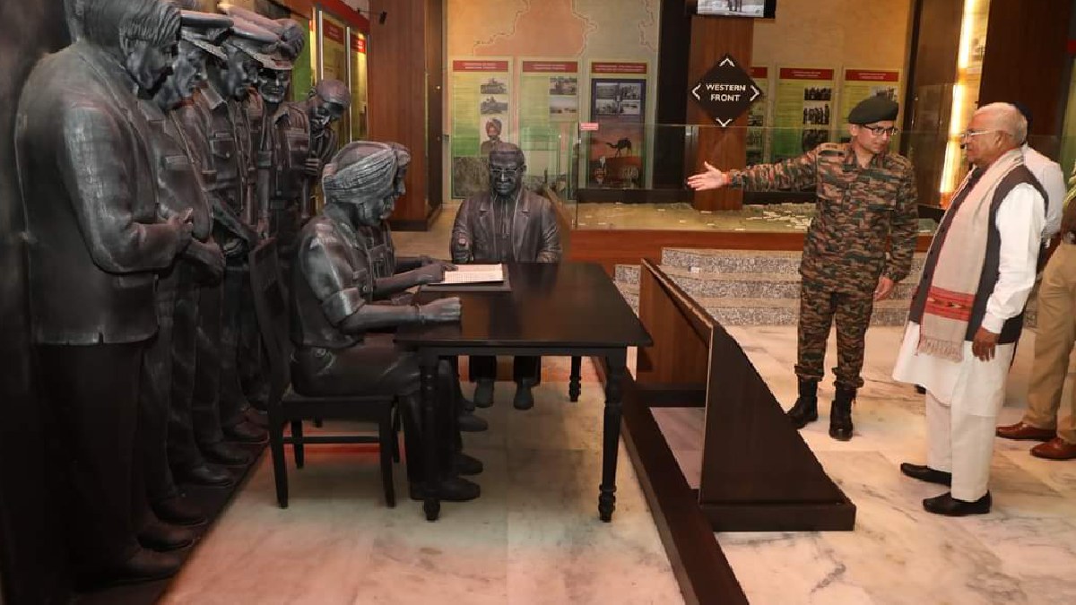 Mhow प्रवास पर राज्यपाल मंगूभाई पटेल, इन्फेंट्री रिसर्च सेंटर का अवलोकन ...