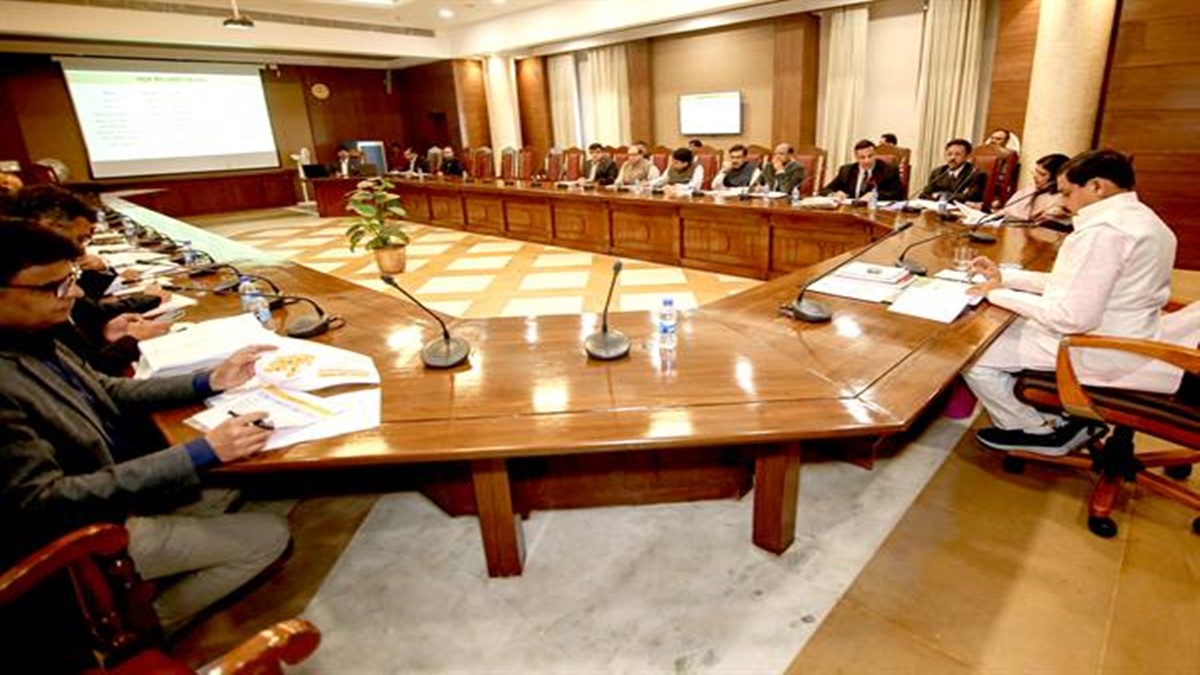 MP CM Mohan Yadav के निर्देश, बिल्डिंग परमिशन और कम्पाउडिंग के नियम ...