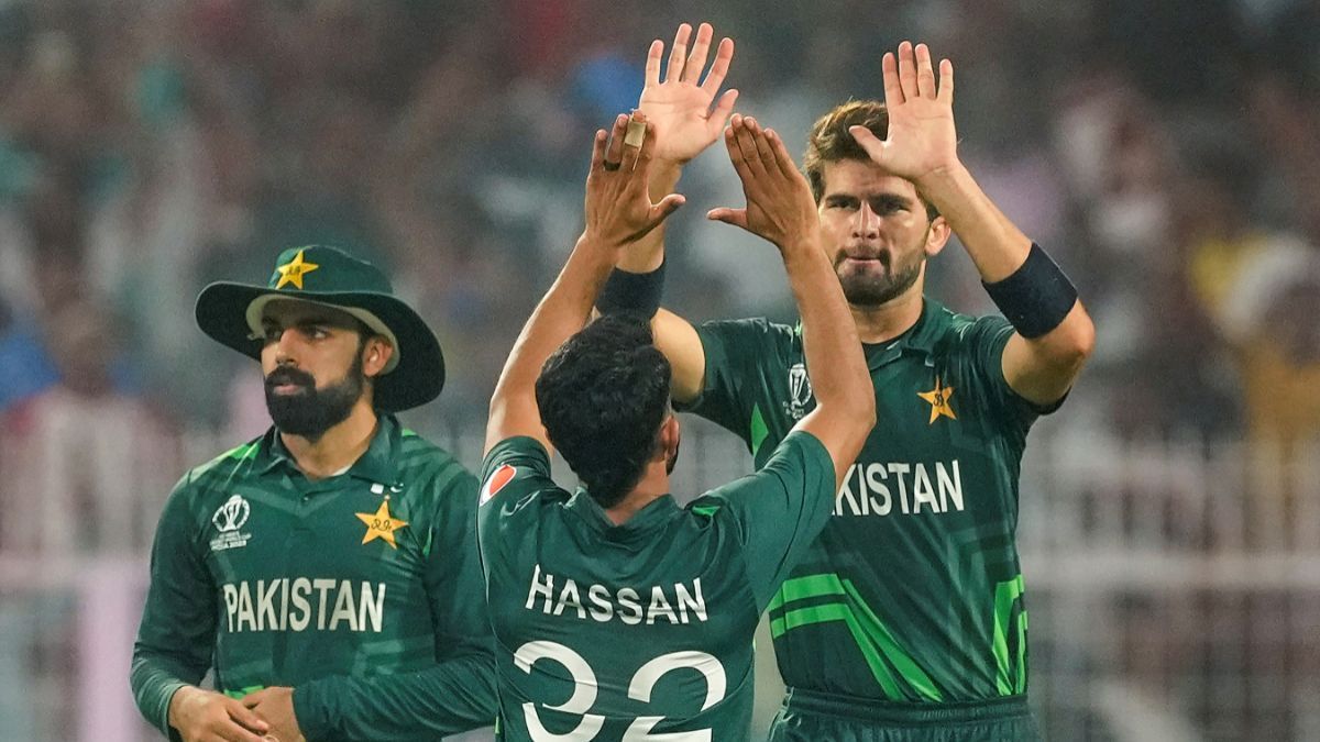 पाकिस्तानी खिलाड़ियों और बोर्ड के बीच भिड़ंत, विदेशी लीग में खेलने की ...