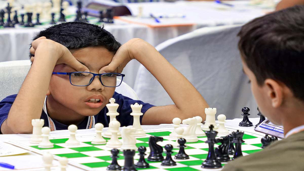 India's Chess Factory: ऐसा विद्यालय जहां से प्रज्ञानंद जैसे 15 ...
